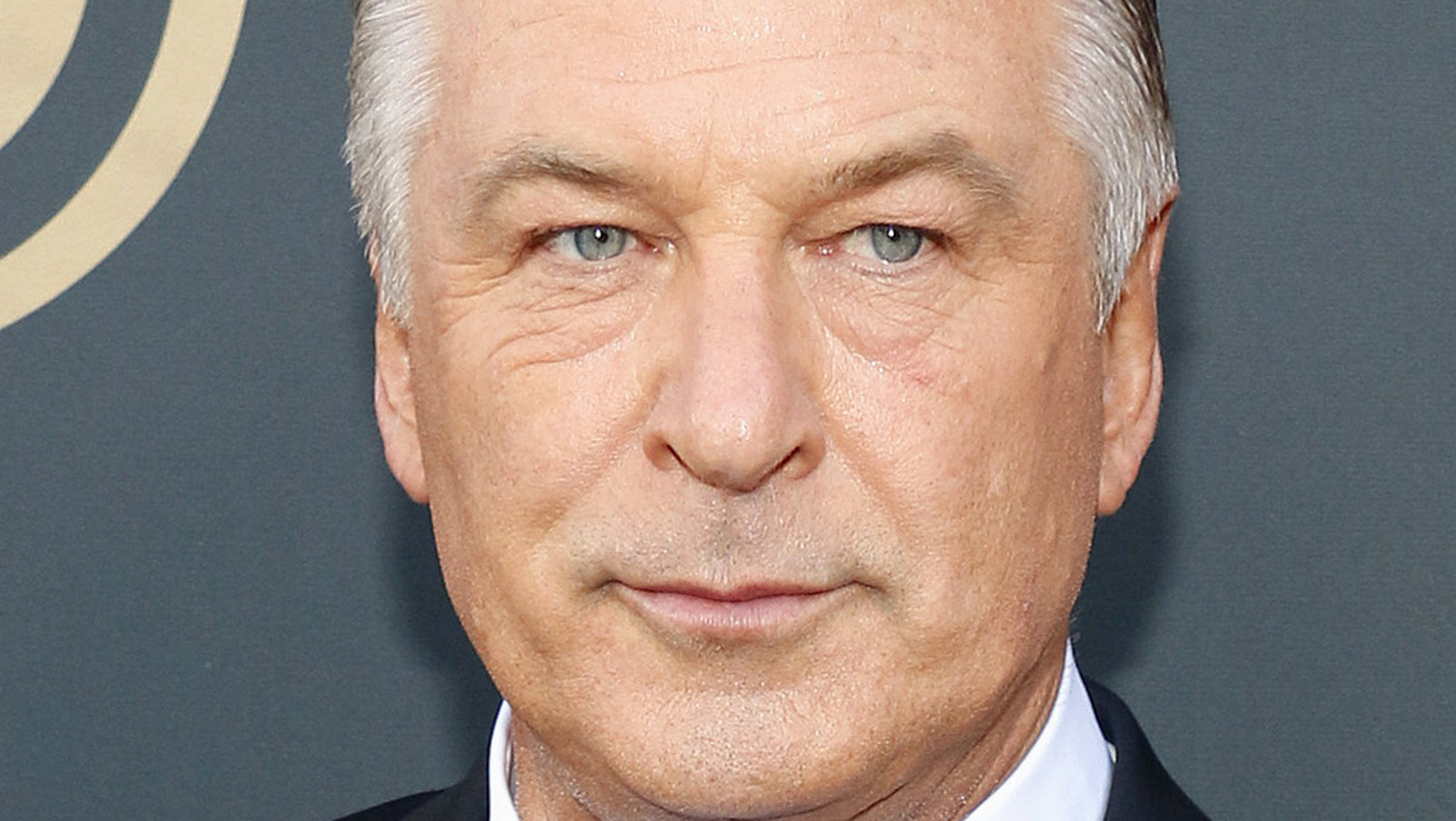 Alec Baldwins Attorney Issues Firm Statement After Star Finally Hands