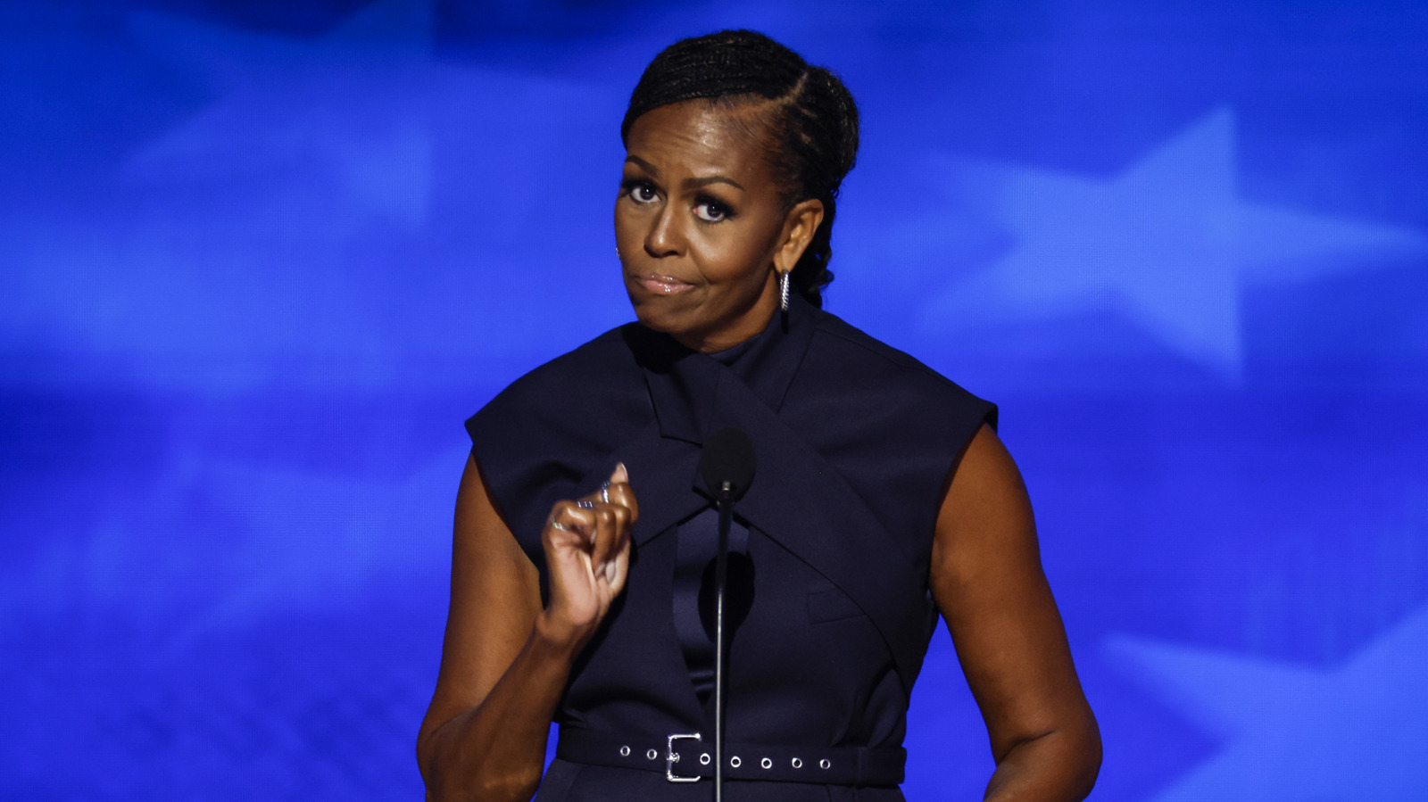 Body Language Expert: Michelle Obama Can't Hide The Big Stress Point In ...