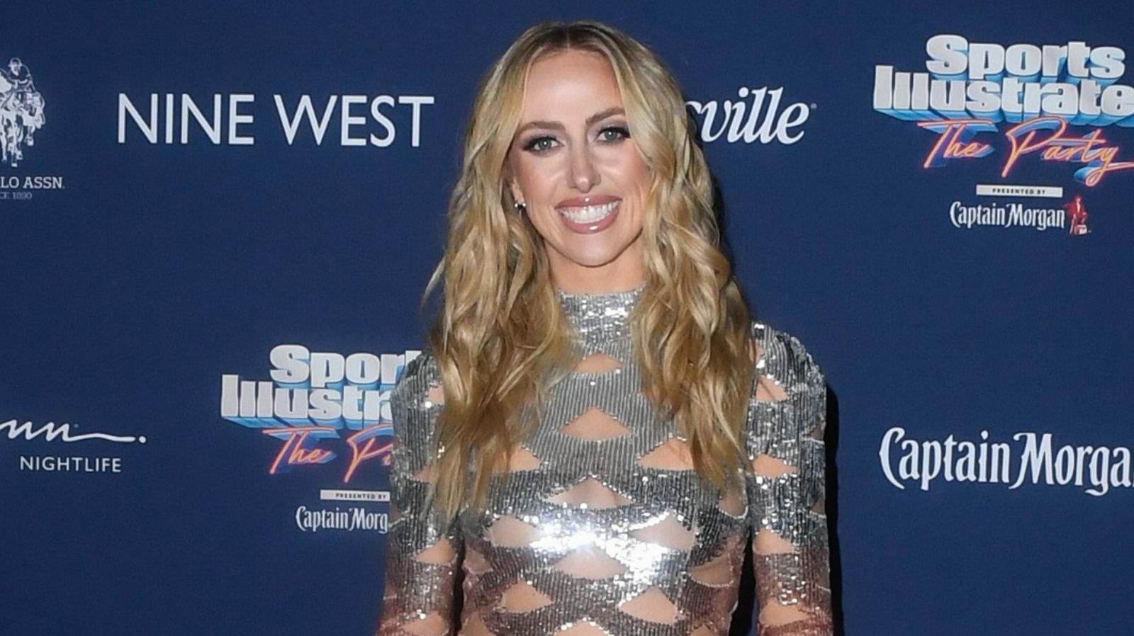 Brittany Mahomes Harshly Labeled Taylor Swift Copycat With Tacky Chiefs ...