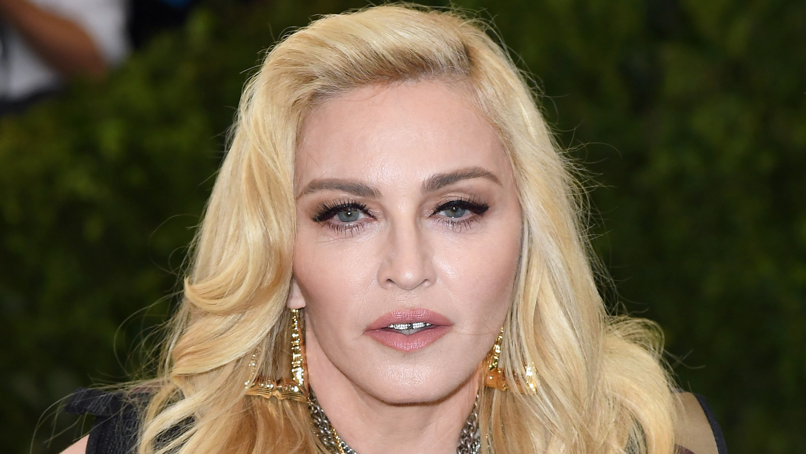 Celebs Who Have Collapsed On Stage