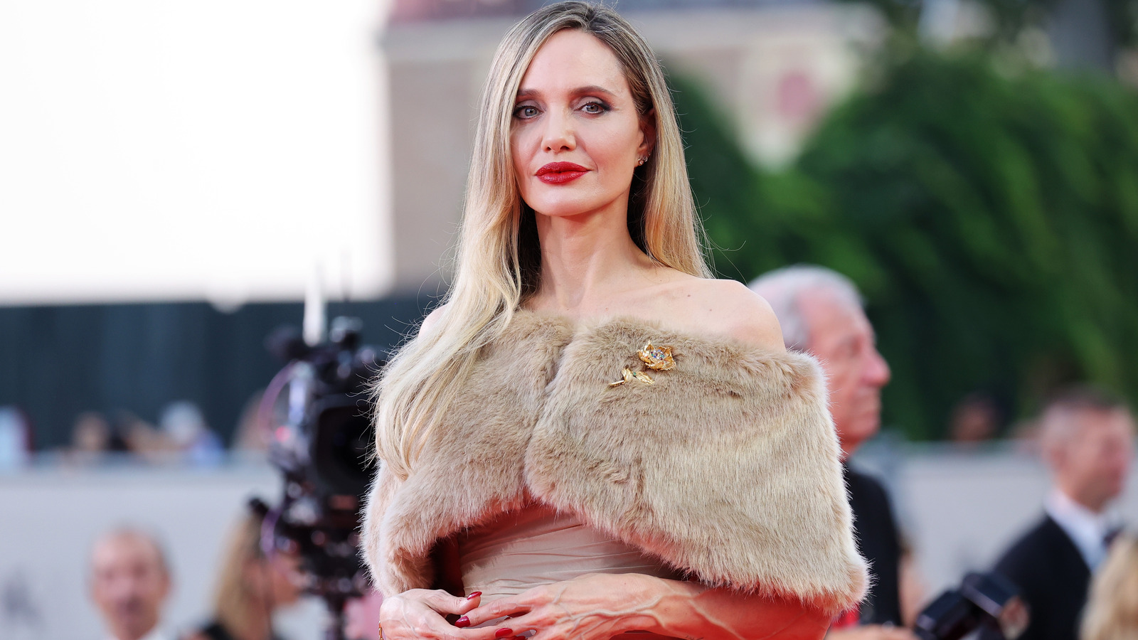 Veiny Arms Cosmetic Expert Tells Us What Might Be Going On With