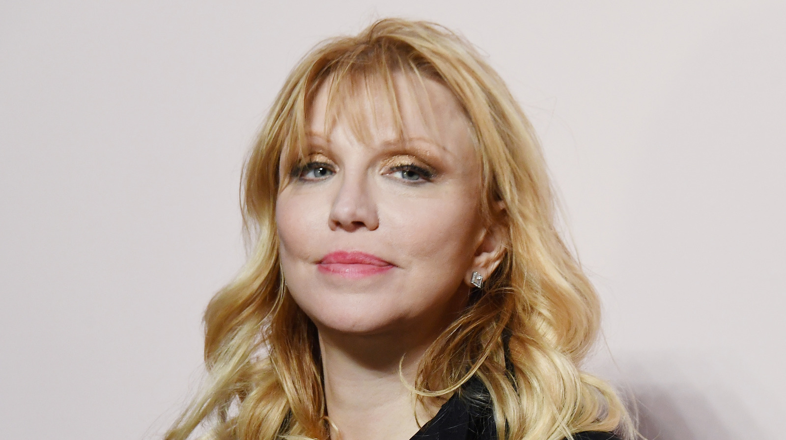 Courtney Love's Harsh Take On Taylor Swift Has Swifties Ready For War