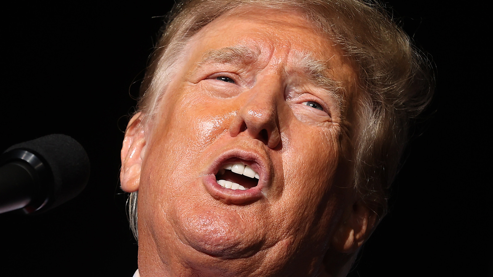 Did Donald Trump Really Roll His Eyes About Prince Charles During A ...