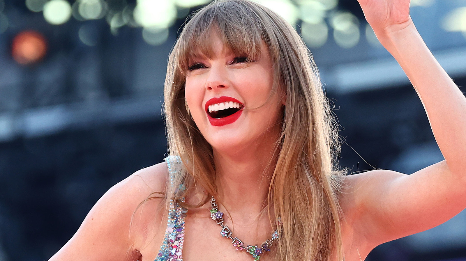Does Taylor Swift Smoke? The Singer Once Addressed The Topic