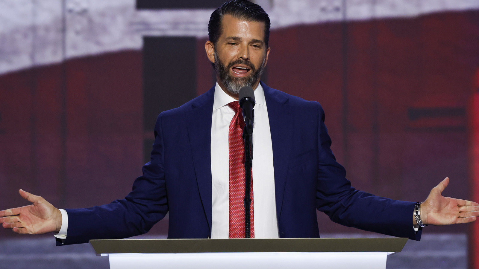 Don Trump Jr. Accidentally Confirms He's Afraid To End Up With His Dad ...