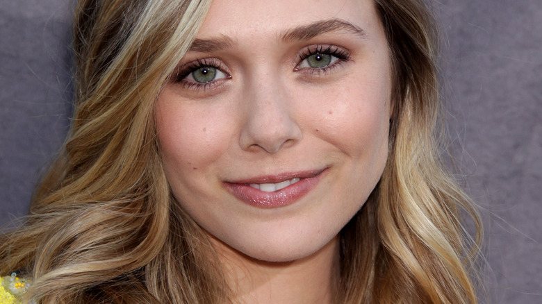 Elizabeth Olsen's First Meeting With Taylor Swift Did Not Go As Planned Elizabeth Olsen's First Meeting With Taylor Swift Did Not Go As Planned