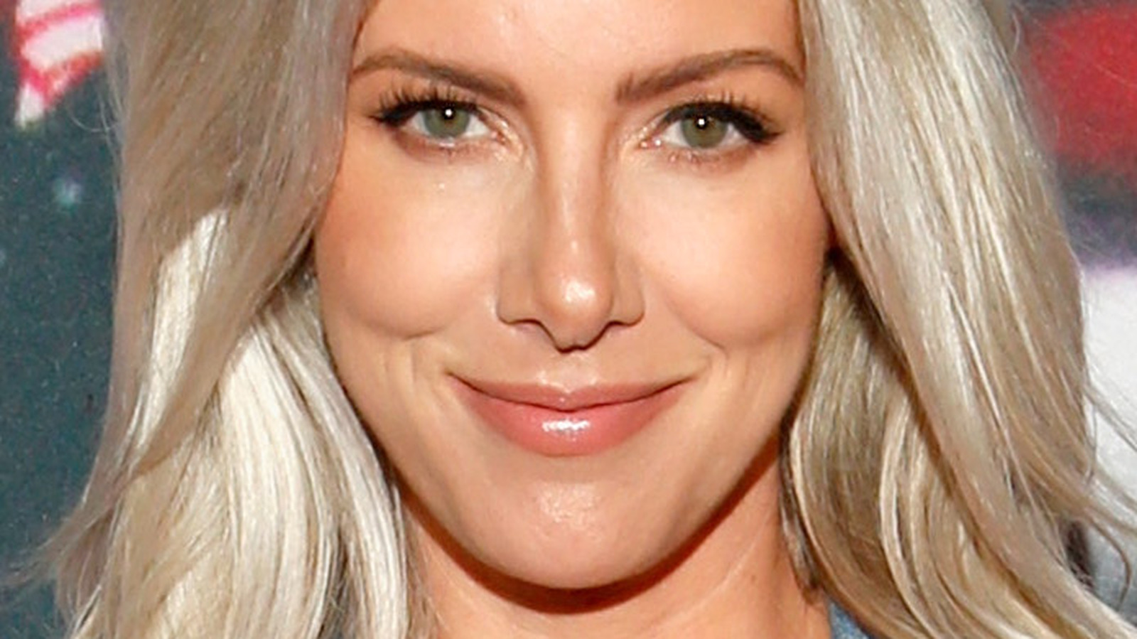 How Kelly Rizzo Stepped Outside Of Her Comfort Zone To Honor Bob Saget