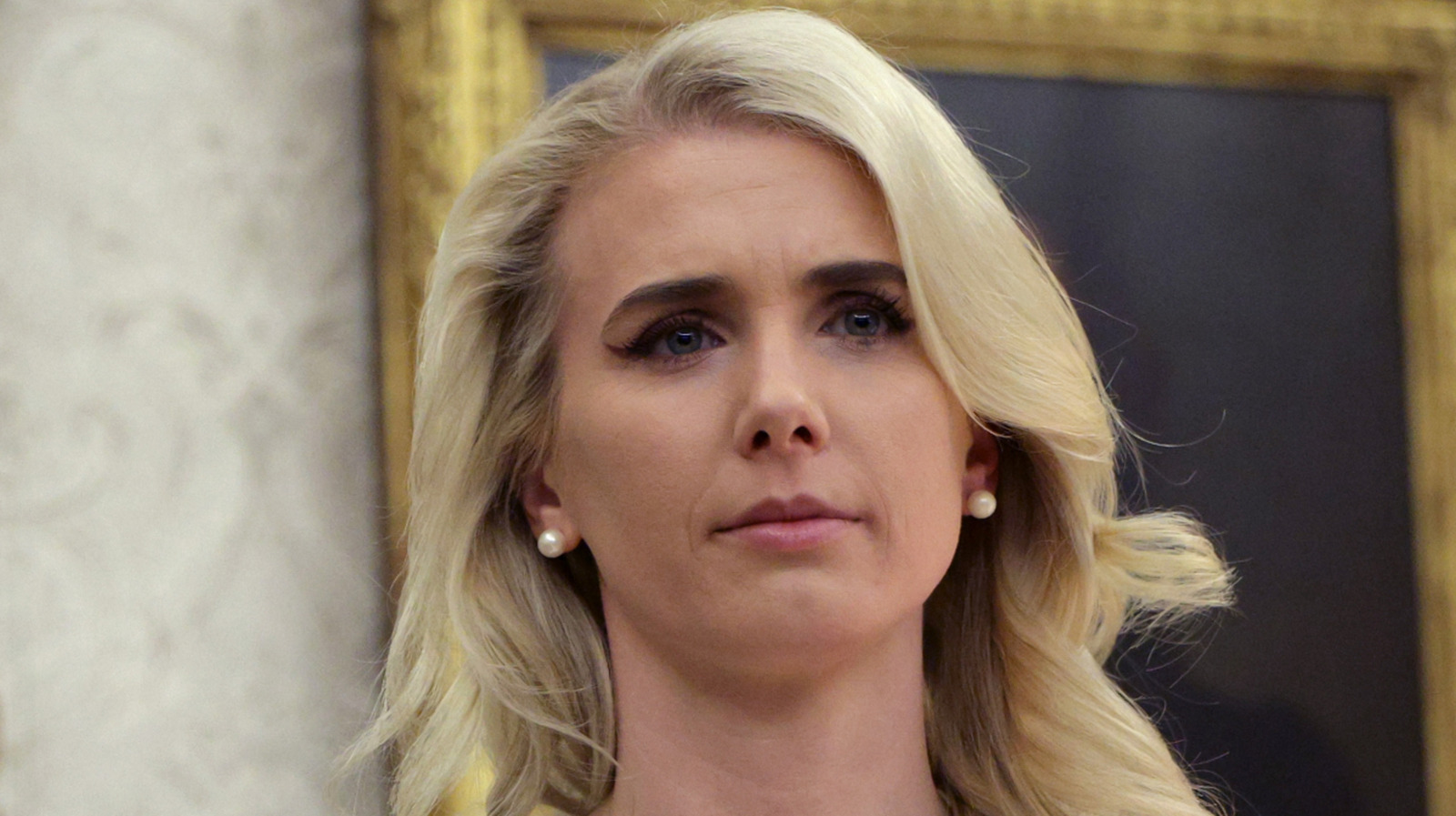 Its Time For Trump Aide Natalie Harp To Fix Her Brassy Pam Bondi Blonde
