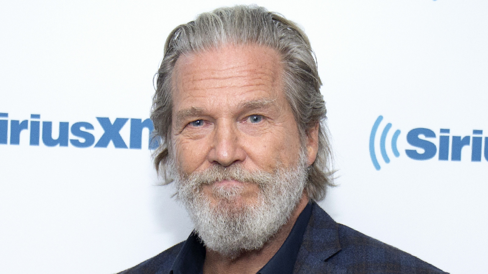 Jeff Bridges Updates Fans On Cancer Battle With A New Look