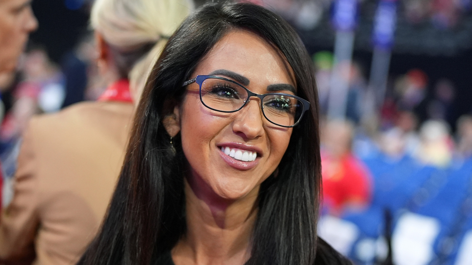 Lauren Boebert's Leggy Game Day Outfit Is Giving WAG Wannabe (& Not In ...