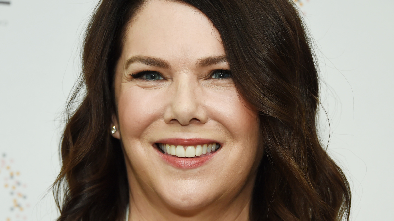 Lauren Graham Shares Eyebrow-Raising Details About What Dax Shepard Is ...