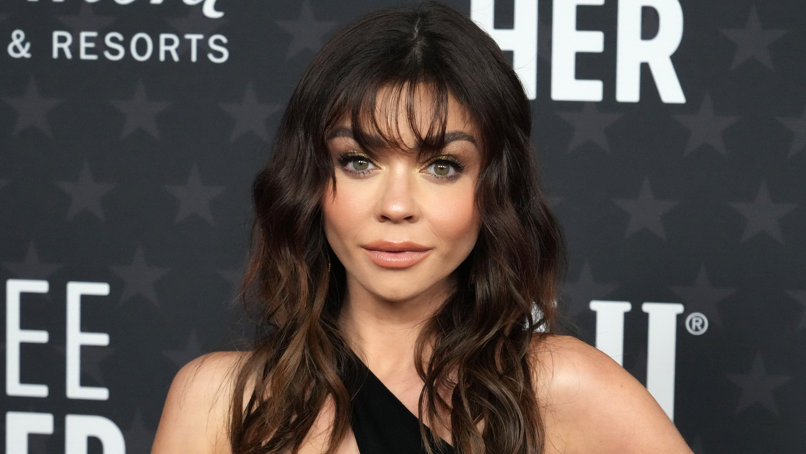 Love Island: What Started Sarah Hyland And Mike Stark's On-Air Feud