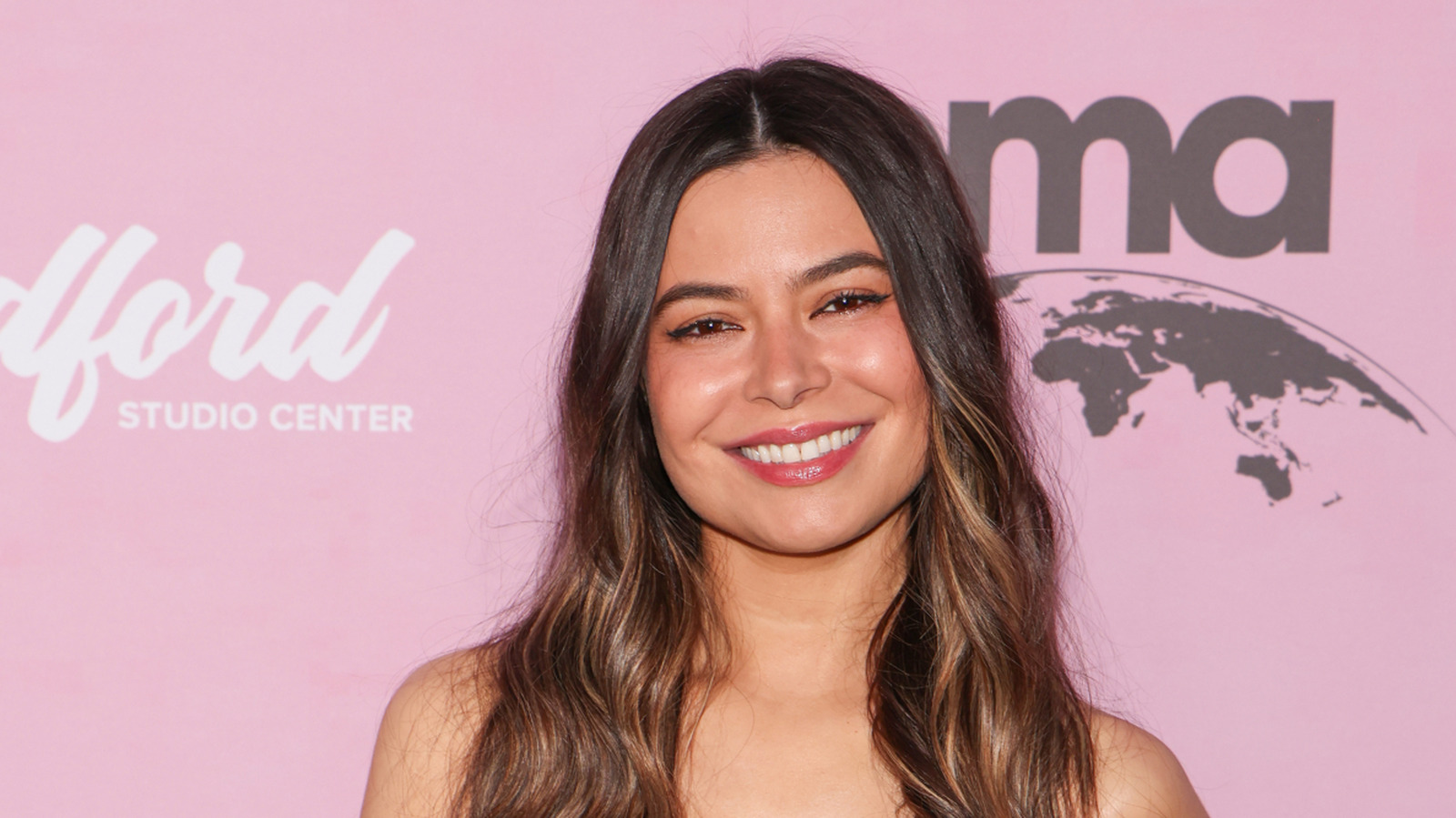Miranda Cosgrove Icarly Salary