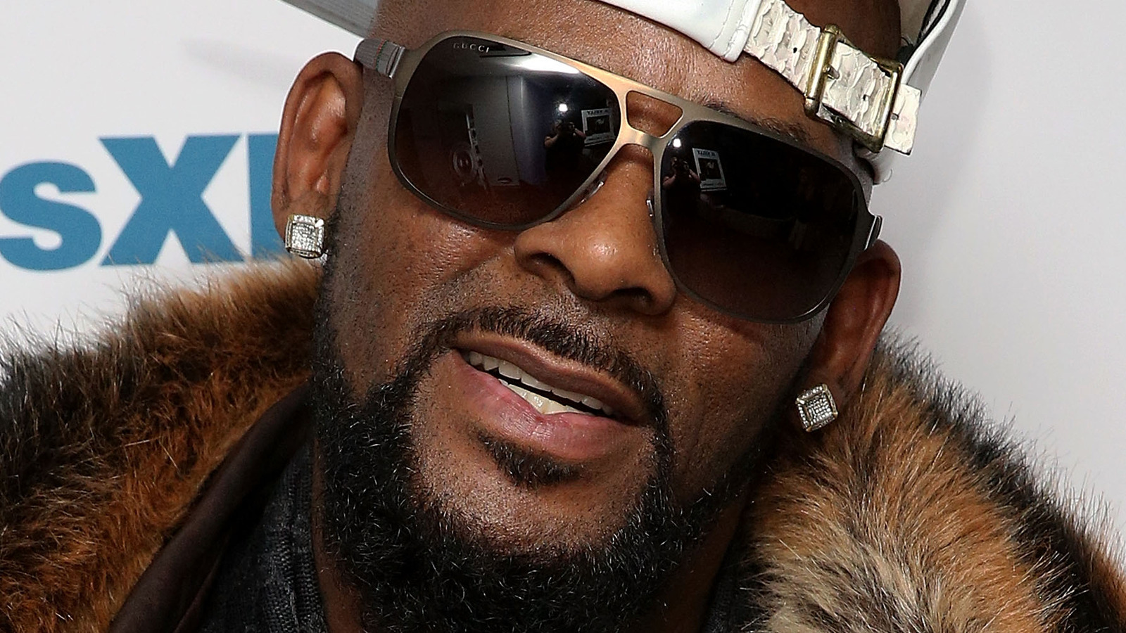 R Kelly Clears Up Those Joycelyn Savage Pregnancy Rumors