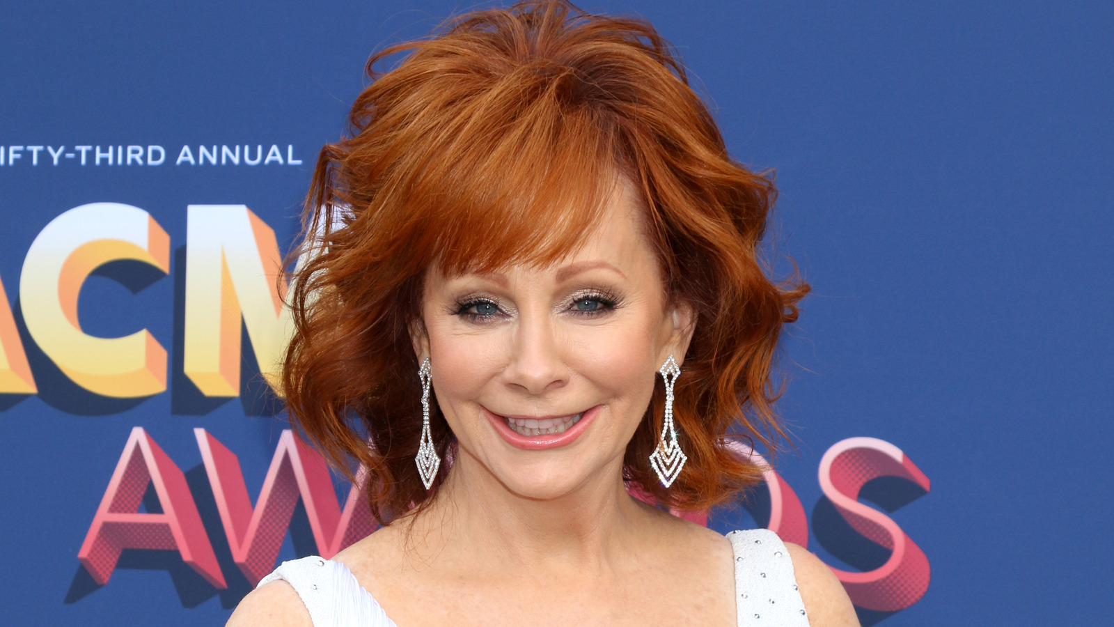 Reba McEntire Stood By Her Friend Garth Brooks After His Lip-Syncing ...