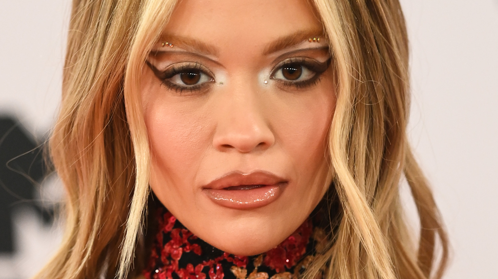Rita Ora Sets The Record Straight On Her Rumored Ties To Jay-Z's Infidelity