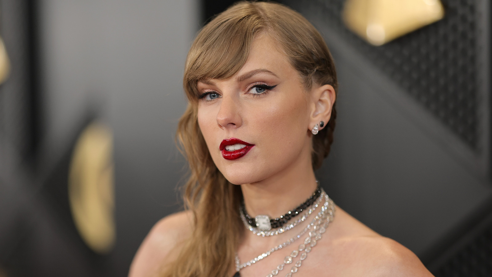 Taylor Swift Reportedly Down Bad Over Pressures In Travis Kelce Relationship