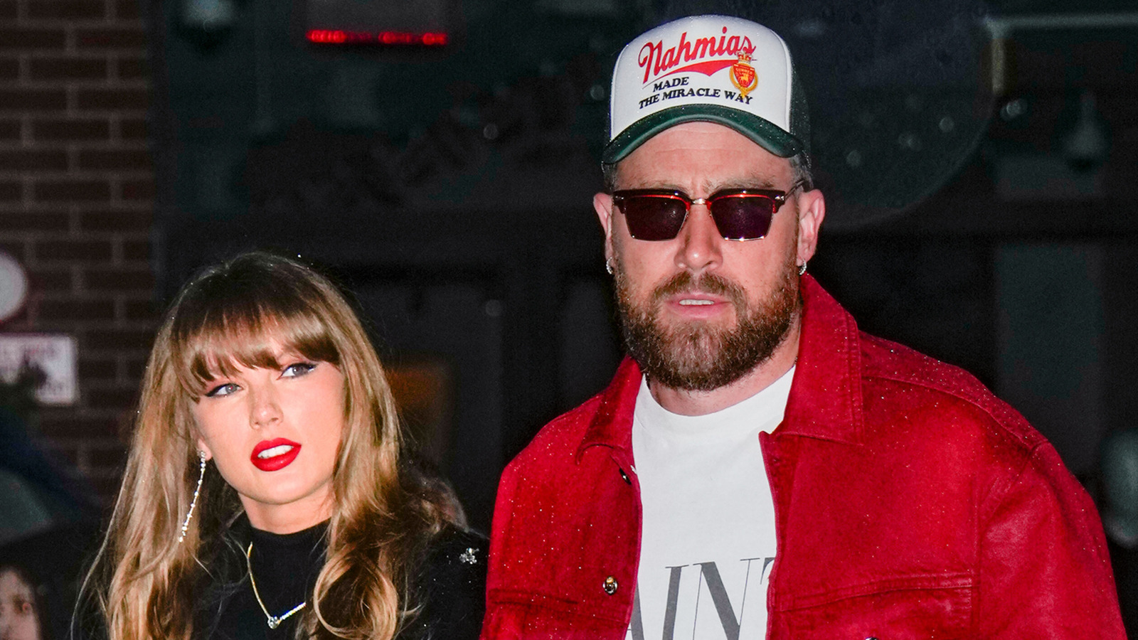 Taylor Swift & Travis Kelce's Latest Red Flags Might Not Be What They ...