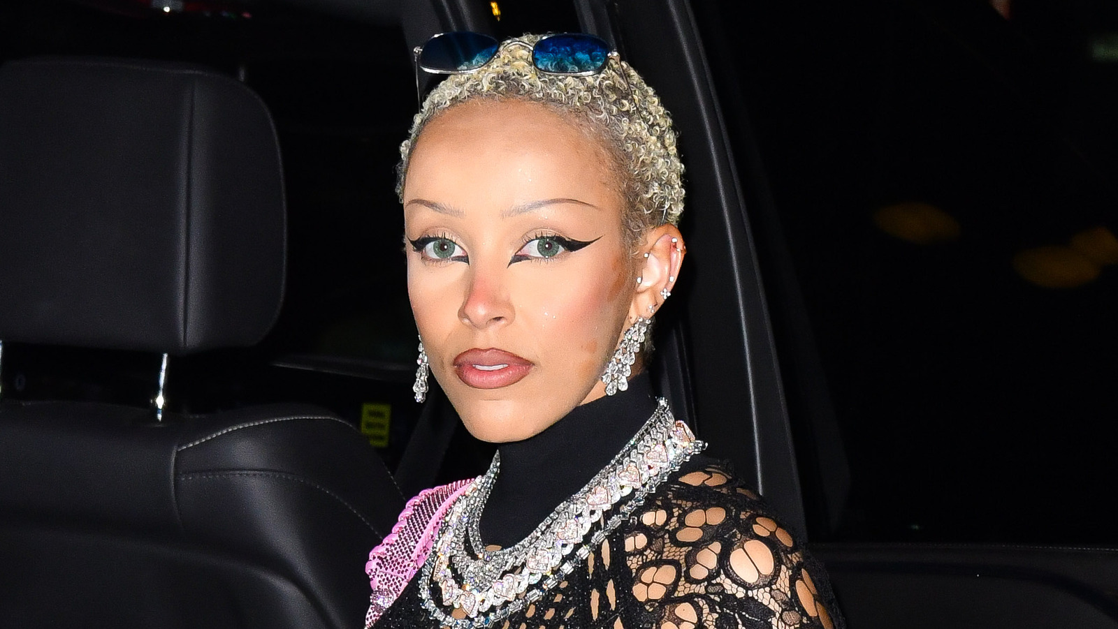 The Drama Between Doja Cat And Her Fanbase The Kittenz Explained