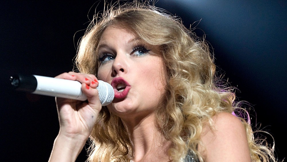 The Real Meaning Behind Taylor Swift's 'Untouchable' (Taylor's Version) The Real Meaning Behind Taylor Swift's 'Untouchable' (Taylor's Version)