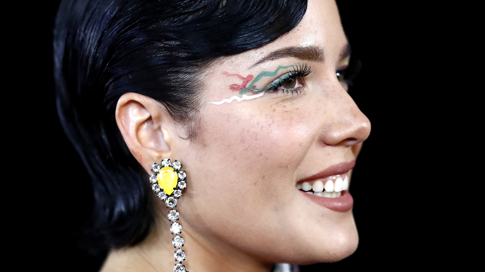 The Real Reason Halsey Is Thanking Fans