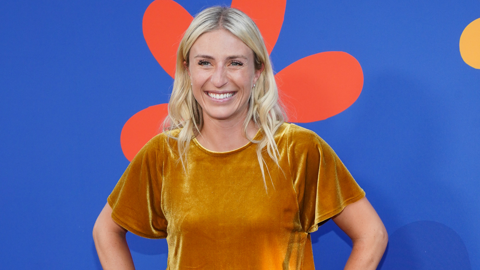 Why Did Jasmine Roth Move?