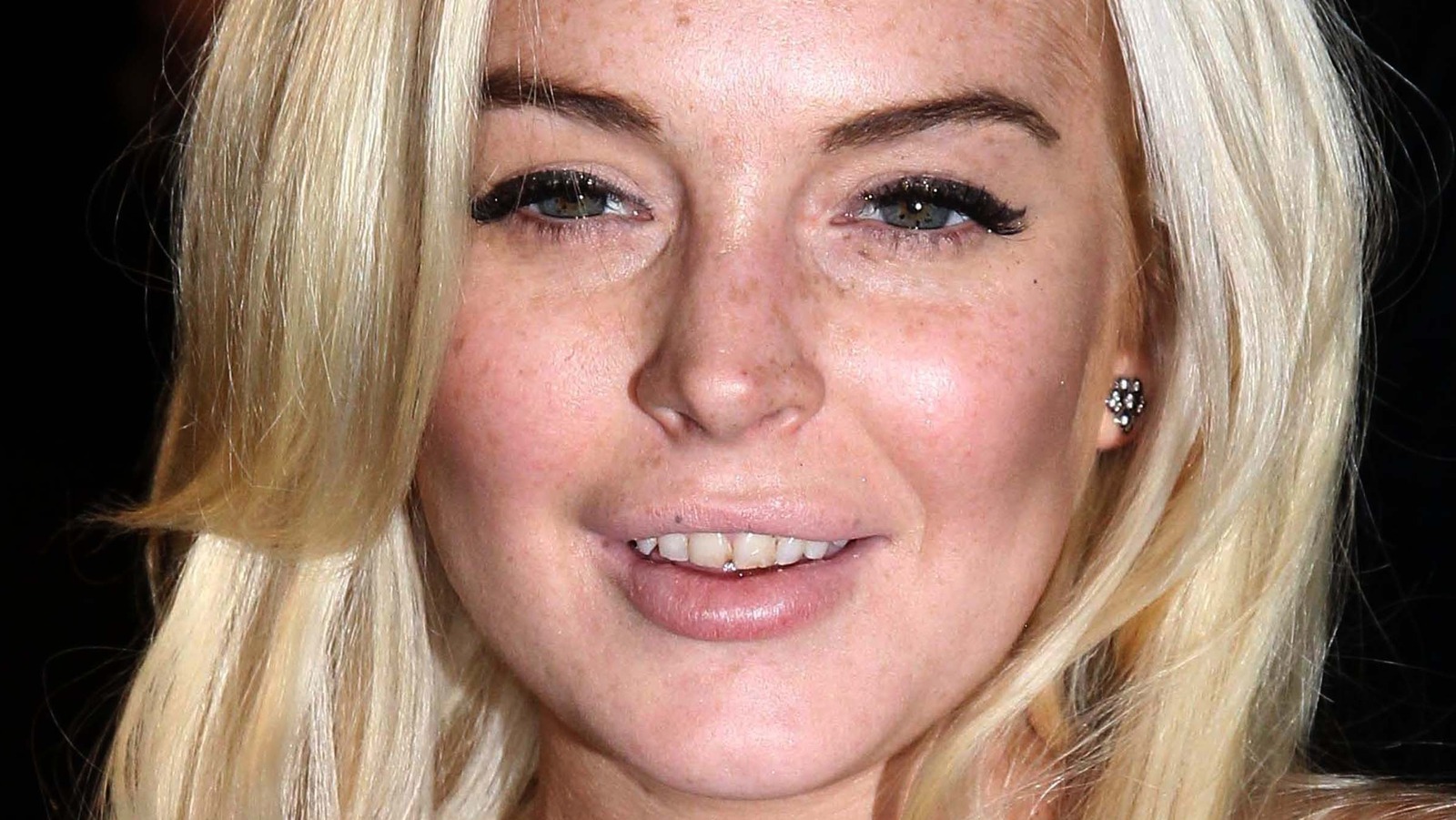 The Strange Reason Lindsay Lohan Regrets Turning Down A Kissing Scene