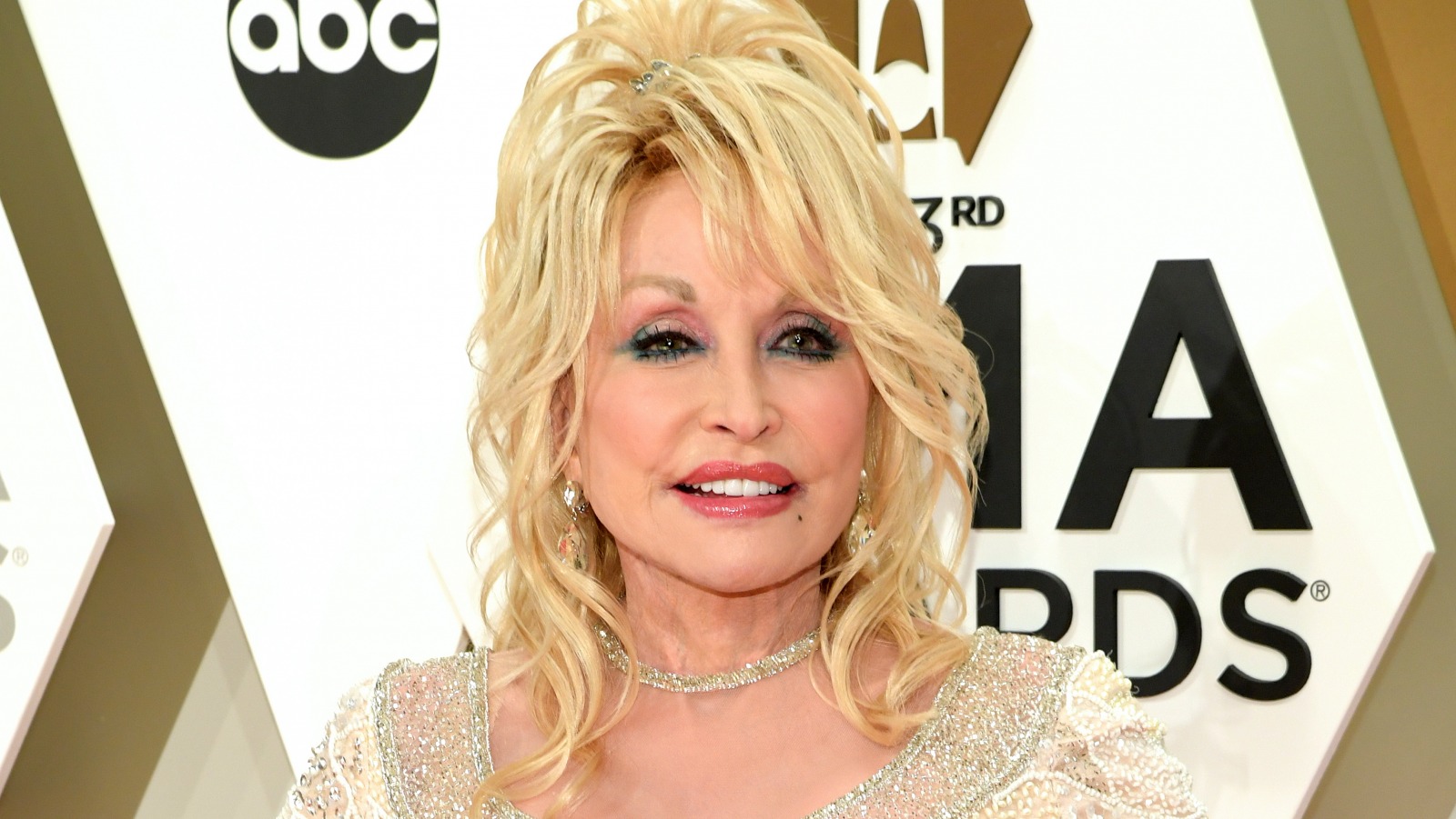The Strange Thing Dolly Parton Did While Writing '9 To 5'