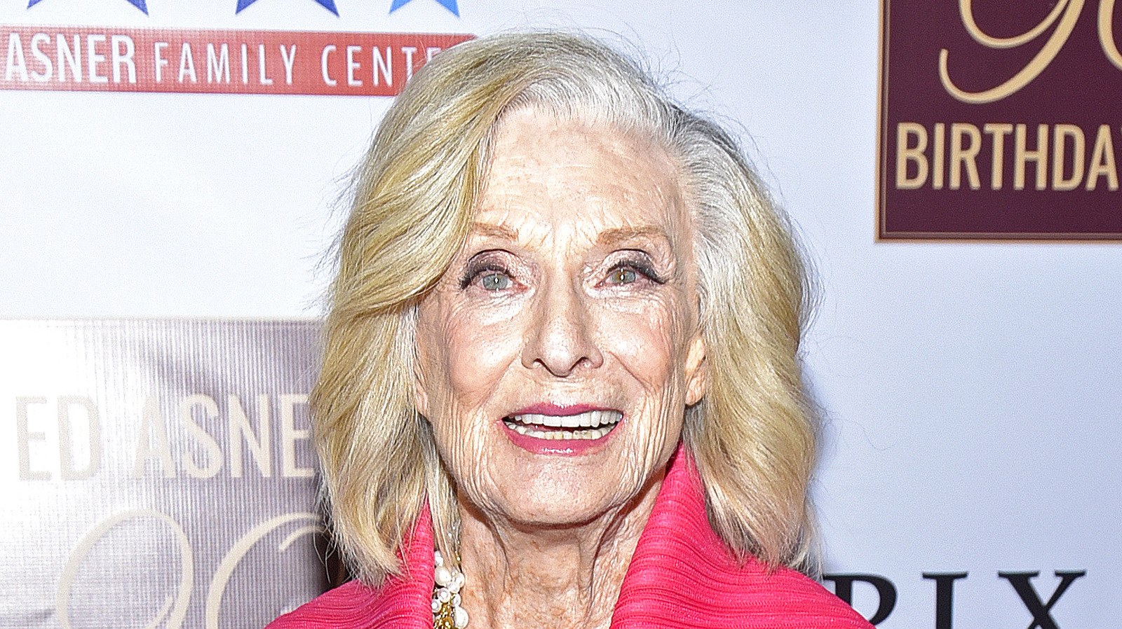 The Tragic Death Of Cloris Leachman