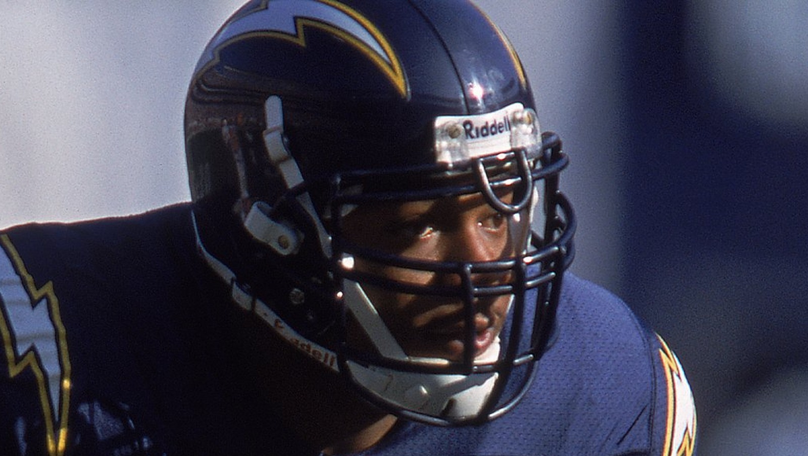 The Tragic Death Of Former NFL Player Adrian Dingle