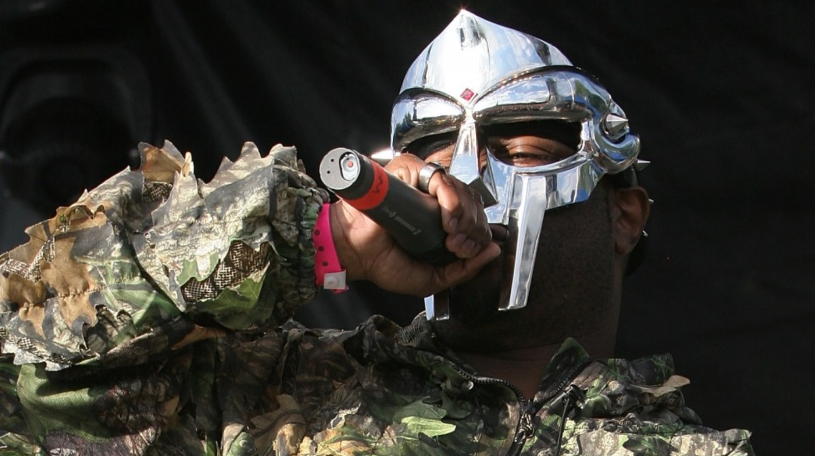 The Tragic Death Of Legendary Rapper MF DOOM