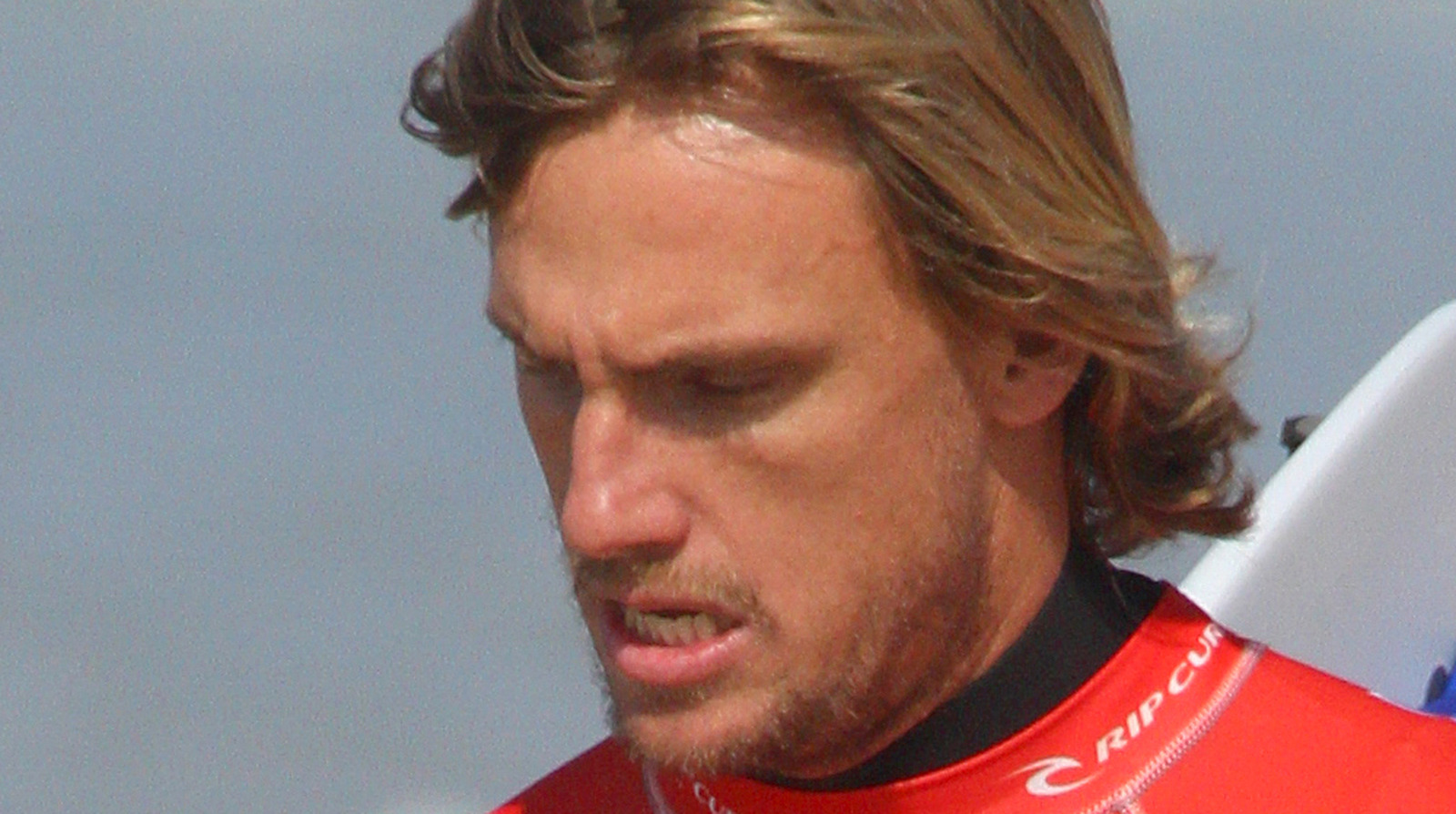 The Tragic Death Of Pro Surfer Chris Davidson