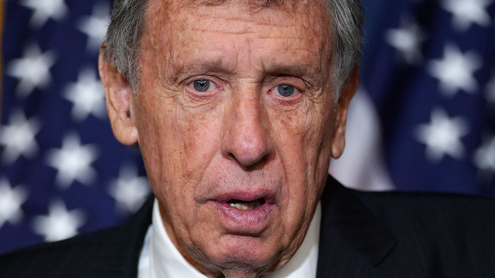 The Tragic Death Of Senator Dianne Feinstein's Husband Richard Blum