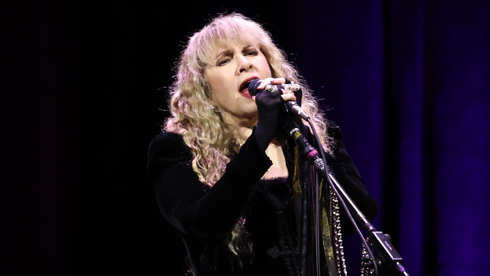 The Tragic Truth About Stevie Nicks
