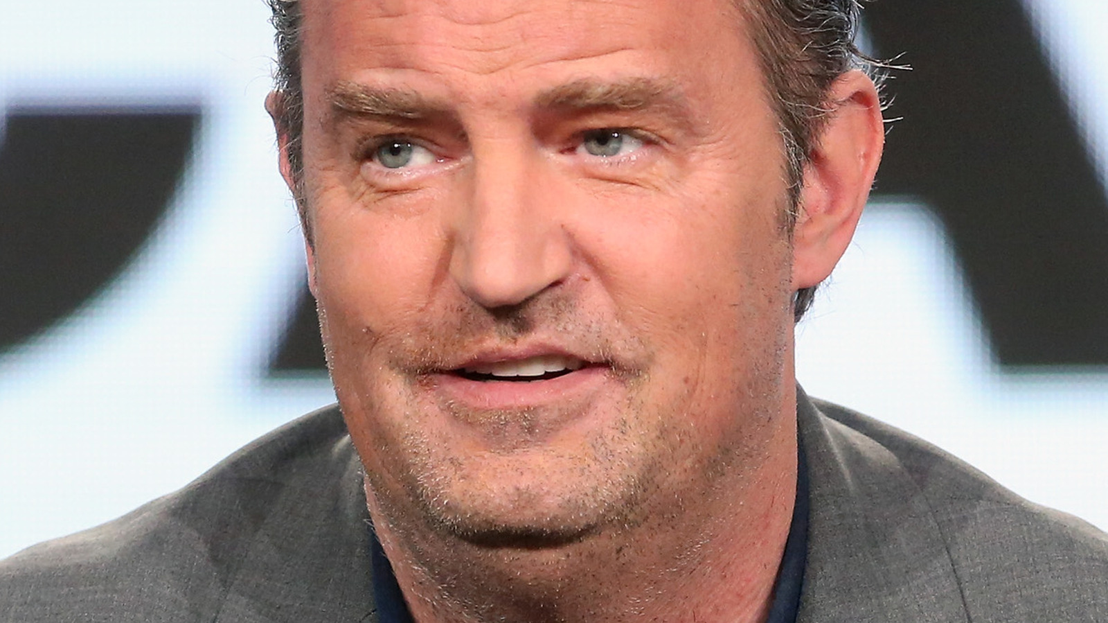 The Truth About Matthew Perry And Julia Roberts' Forgotten Relationship