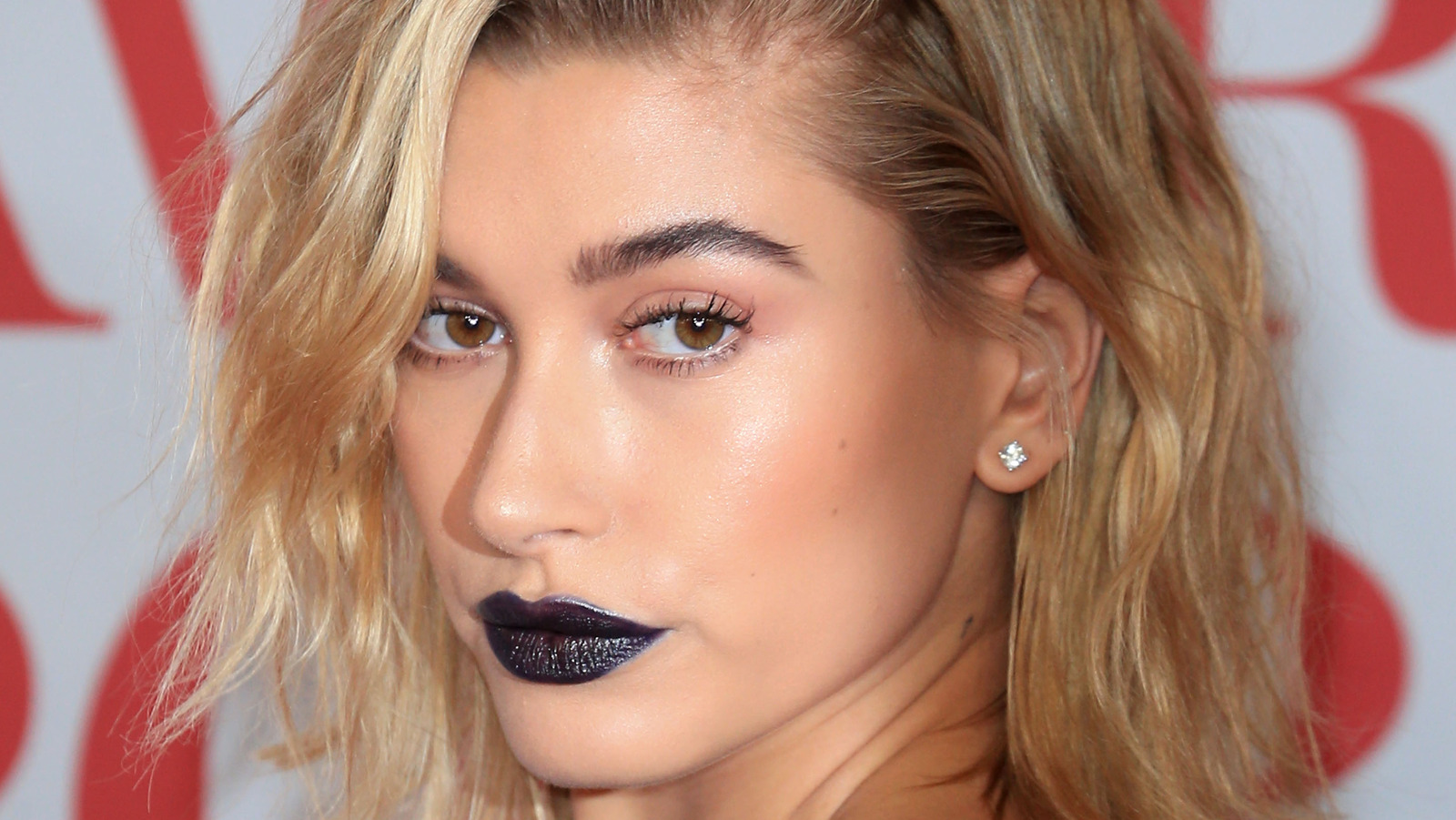 This Is Why Hailey Bieber Isn't Comfortable Giving Relationship Advice