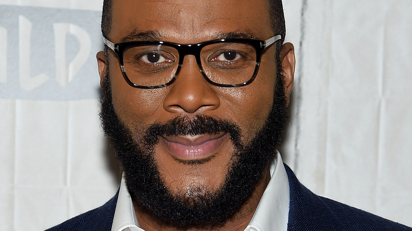 Tyler Perry Shades The Royal Family After Getting Even Closer To Prince ...