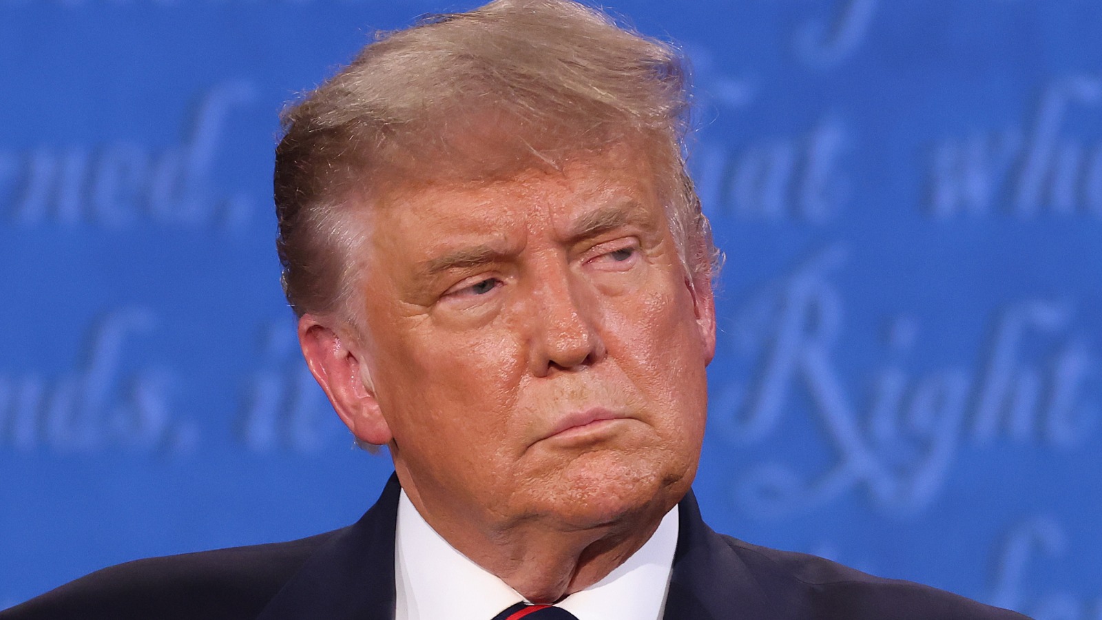 What Trump's Body Language Revealed At The First Debate, According To ...