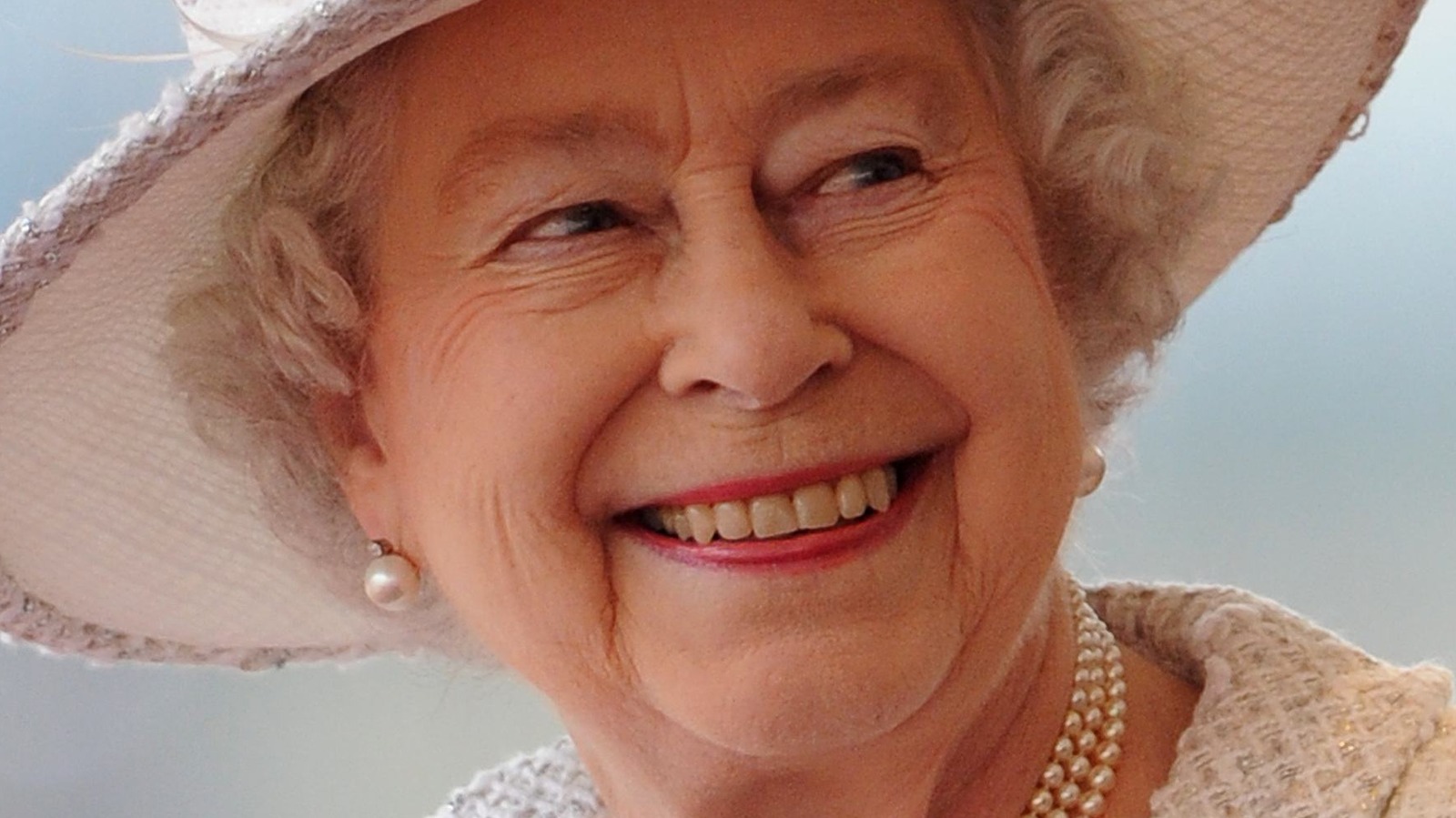 What We Know About The Queen's First In-Person Appearance Since Her ...