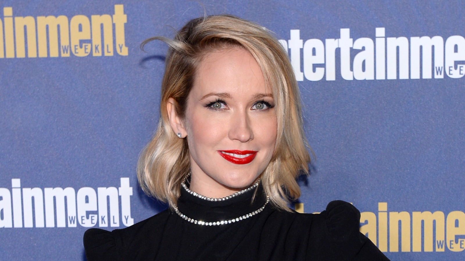 Where Does Anna Camp Live And How Big Is Her House?