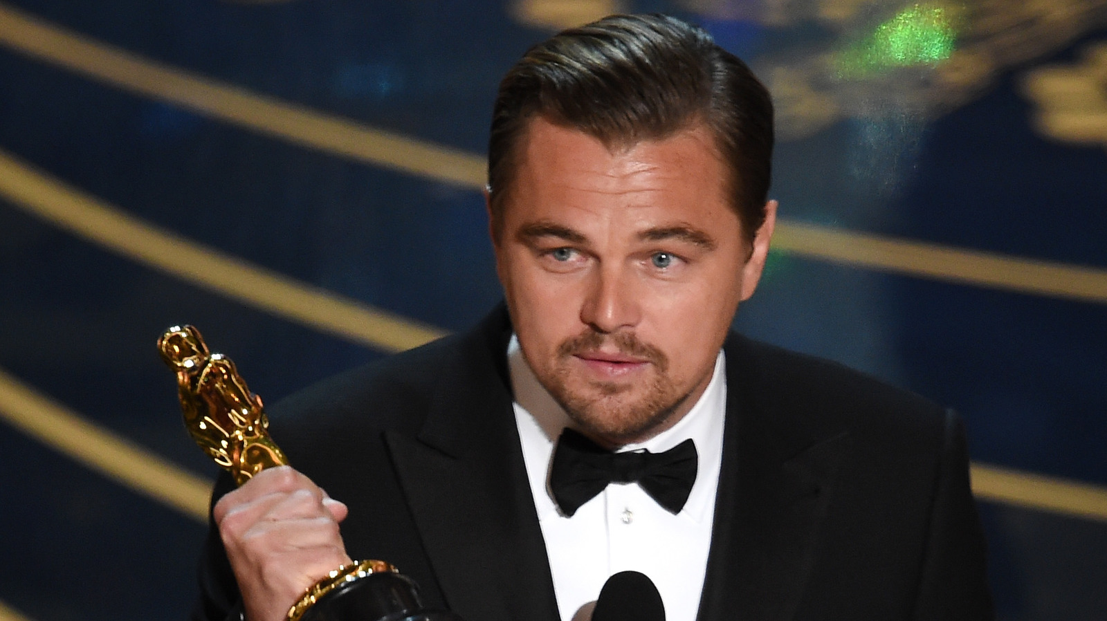 Why Leonardo DiCaprio Had To Return Marlon Brando's Oscar Statue