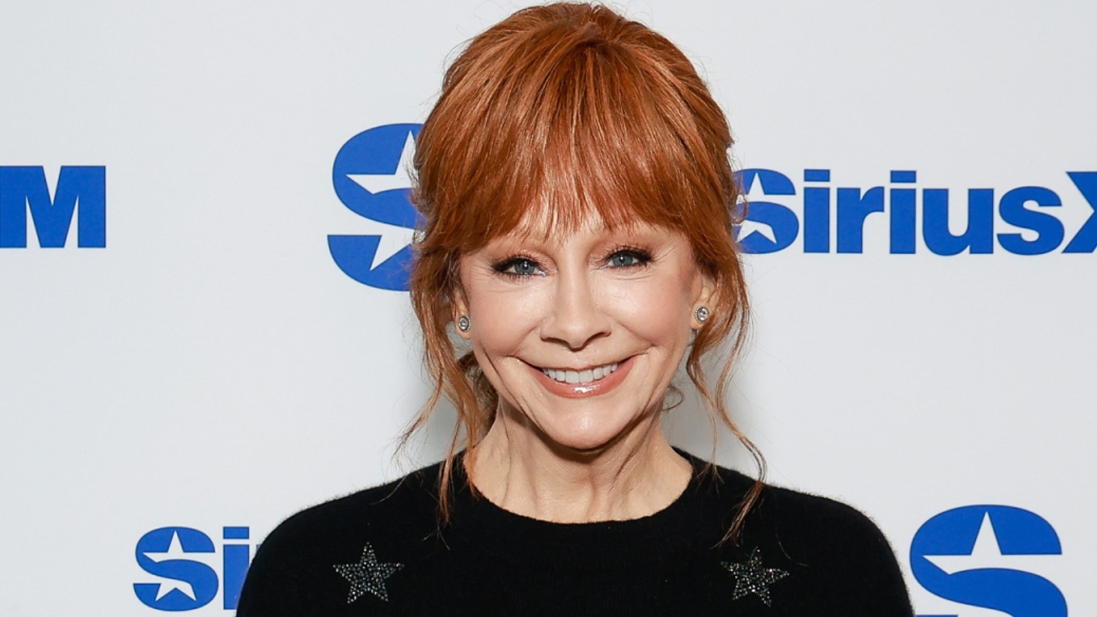 Why Reba McEntire's Hair Had Everyone Seeing Red On Election Day (Pun ...