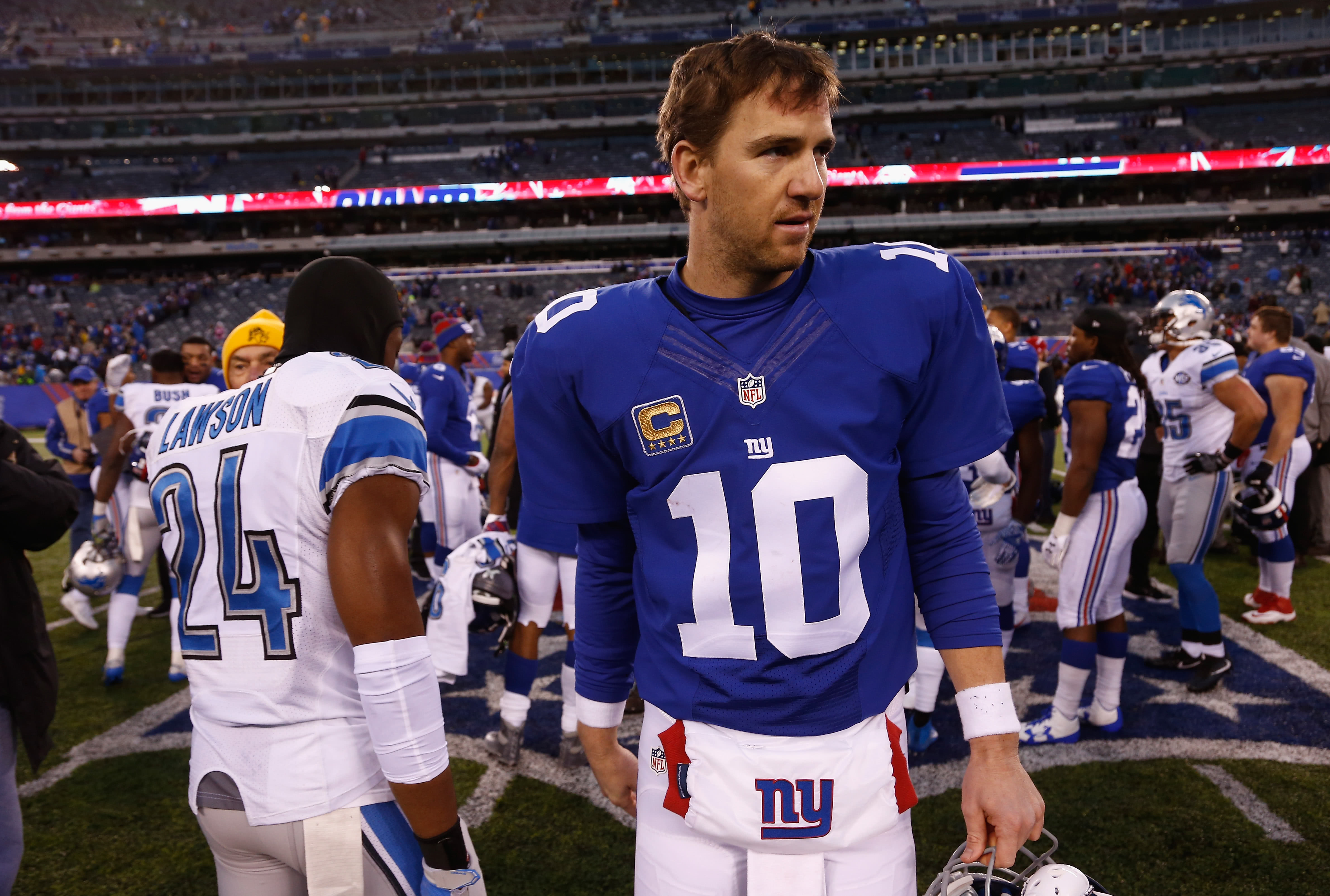 Eli Manning Faces Sports Memorabilia Lawsuit